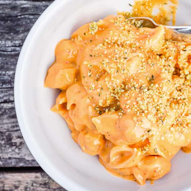 Easy Creamy Shells and Cheese • Beautiful Ingredient