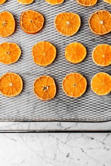 Chocolate-Dipped Dried Satsuma Orange Slices • beautifulingredient.com